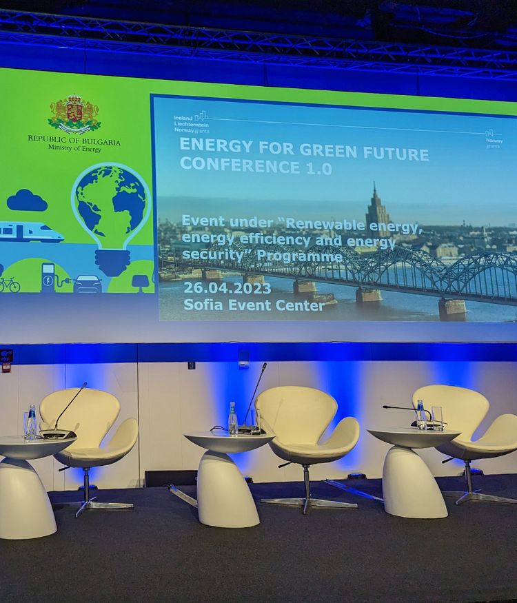 Arch. Alexander Daw at the Energy for Green Future Conference - Journal ...